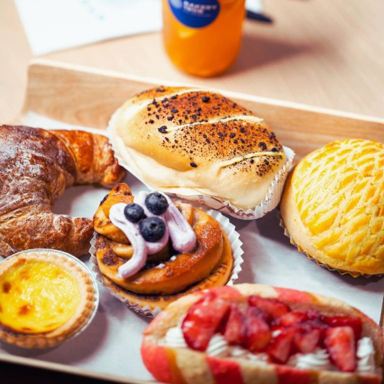 Cake Gallery of Delicious Asian Cakes in Orlando Florida