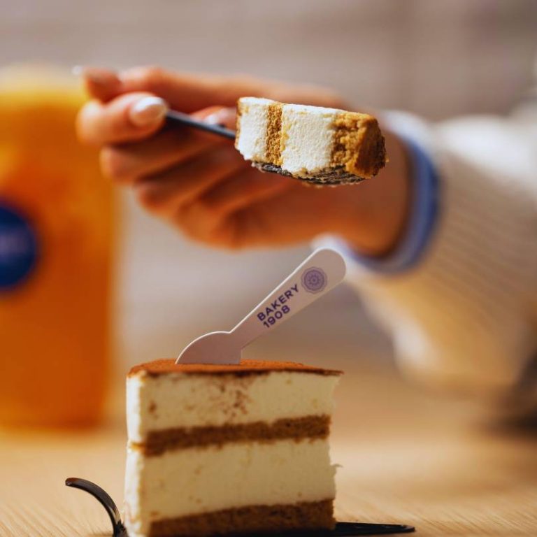 Cake Gallery of Delicious Asian Cakes in Orlando Florida